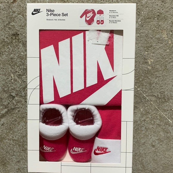 Nike | Matching Sets | Nike 3piece Set | Poshmark